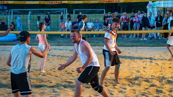 Beachvolleybulowa tury radija Satkule 2026 w Ralbicach | mdr.de