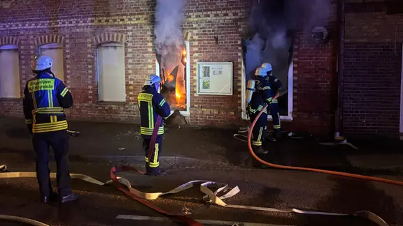 Polizei ermittelt gegen zwei Teenager nach Brand in Wittenberg | mdr.de