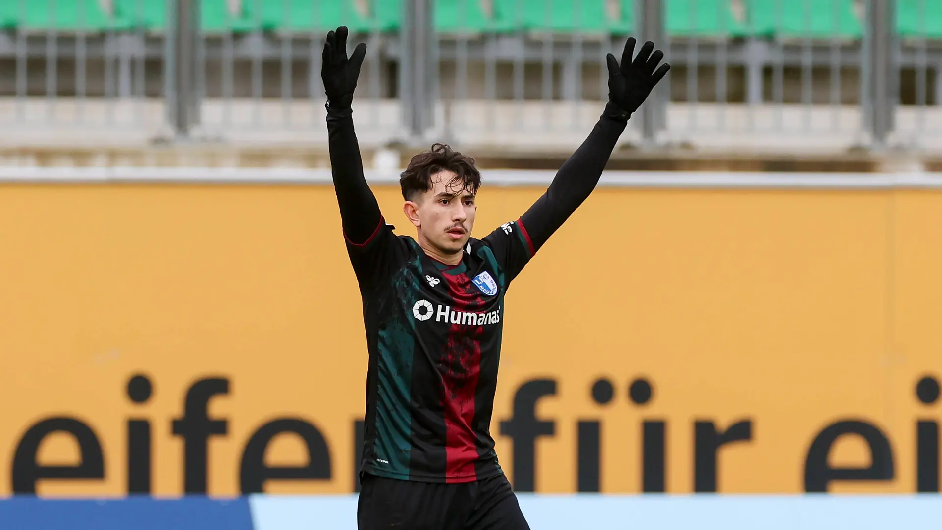 2. Liga: Dynamo Dresden holt sich Ex-FCM-Angreifer Ceka | mdr.de