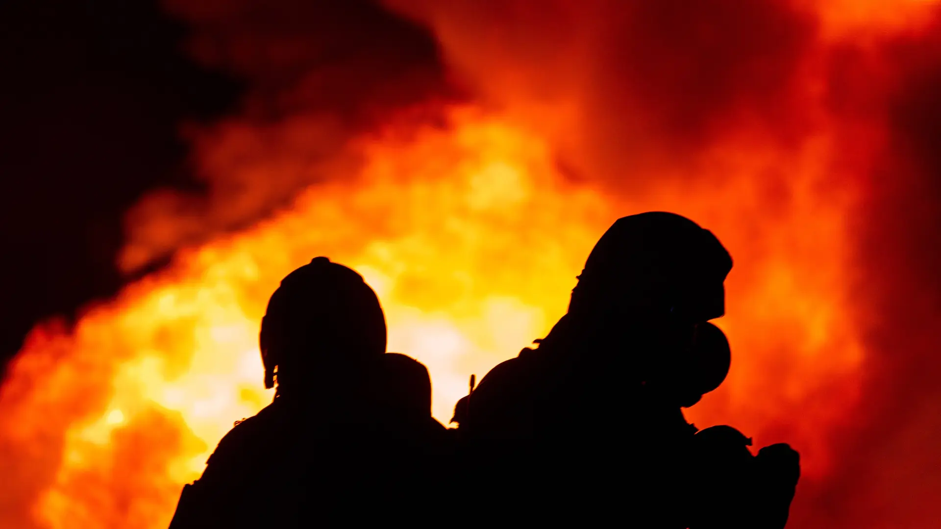 Burgenlandkreis: Hoher Schaden bei Feuer Zementwerk | mdr.de