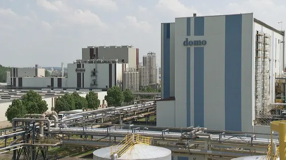 Domo Chemicals in Leuna: Sachsen-Anhalt ordnet Weiterbetrieb trotz ...