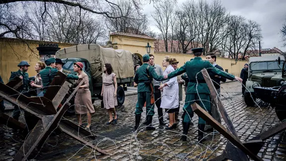 Folge 13: Eiserne Lunge (S03/E01) | mdr.de