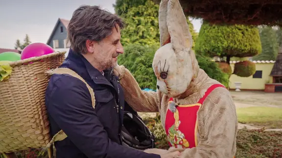 Holy Days - Oliver Mommsen und das Rätsel Ostern | mdr.de