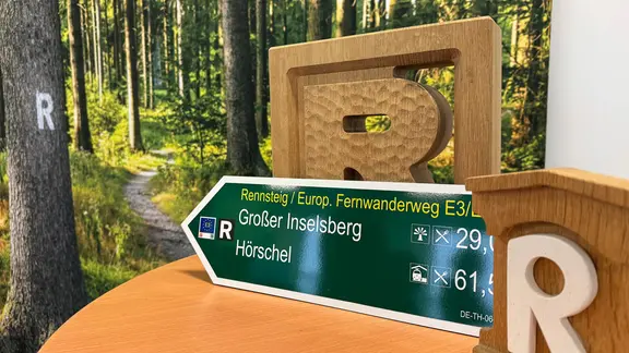 Wandern am Rennsteig: Parken in Hörschel jetzt einfacher | mdr.de