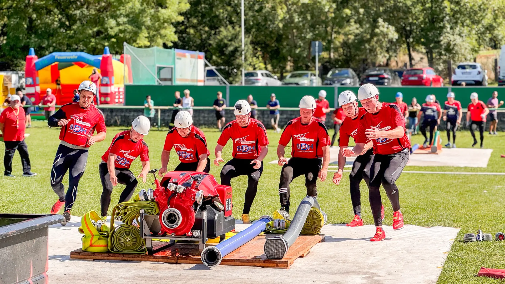 Dorf-Tour - Die Feuerwehrleute | mdr.de