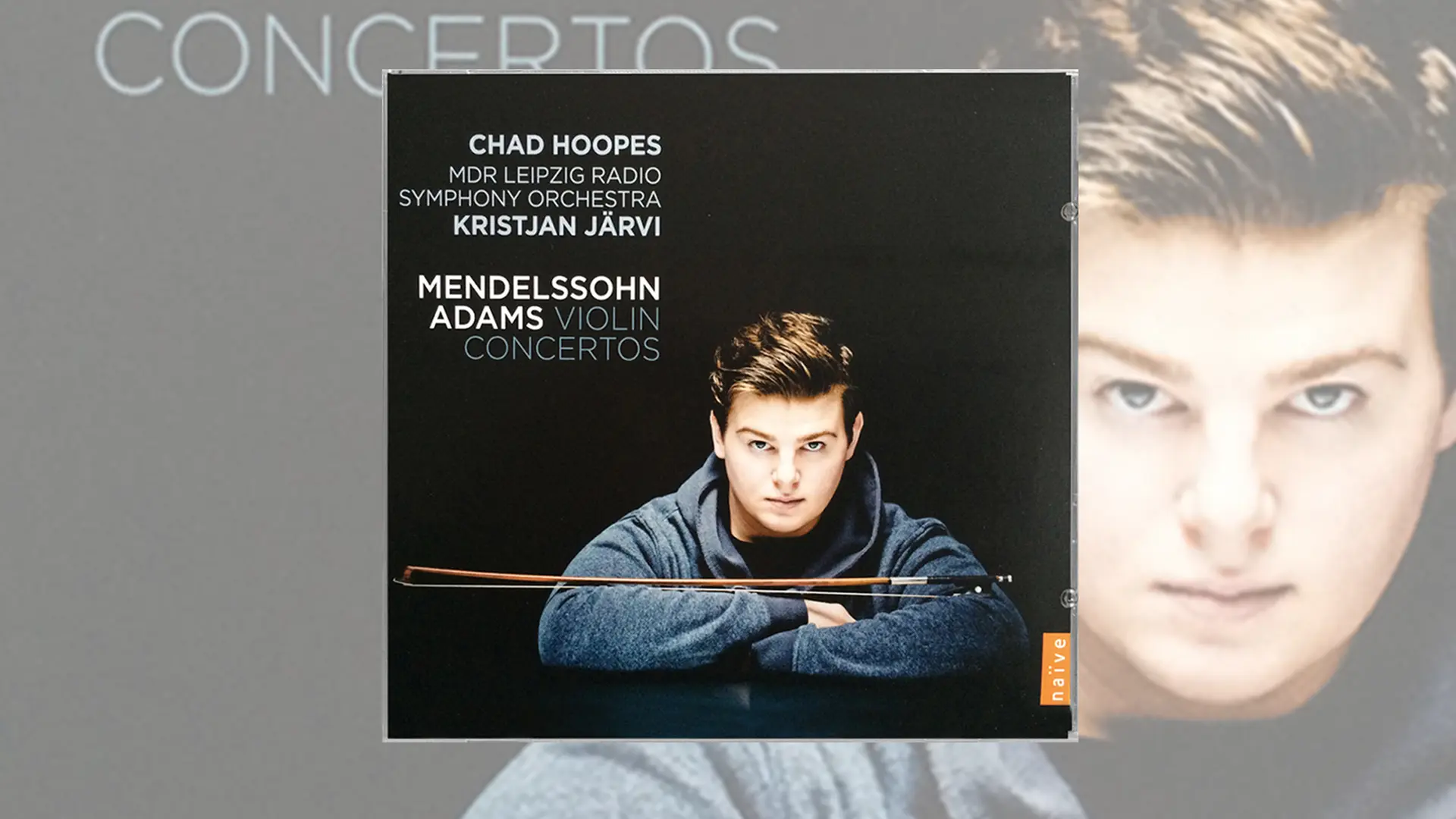 Mendelssohn und Adams - Violinkonzerte mit Chad Hoopes | mdr.de