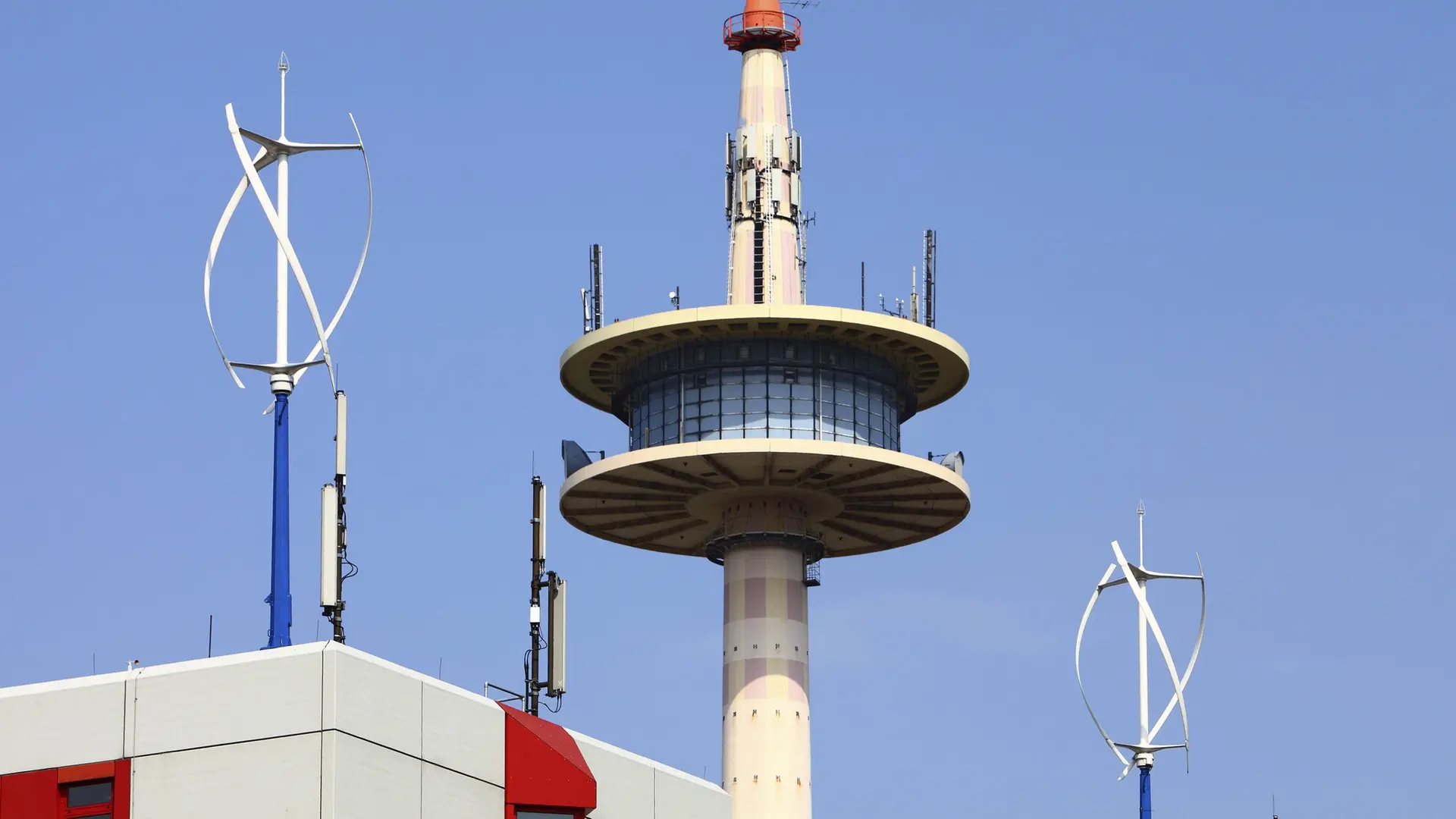 Vorschlag von Bodo Ramelow: Was bringen vertikale Windkraftanlagen ...