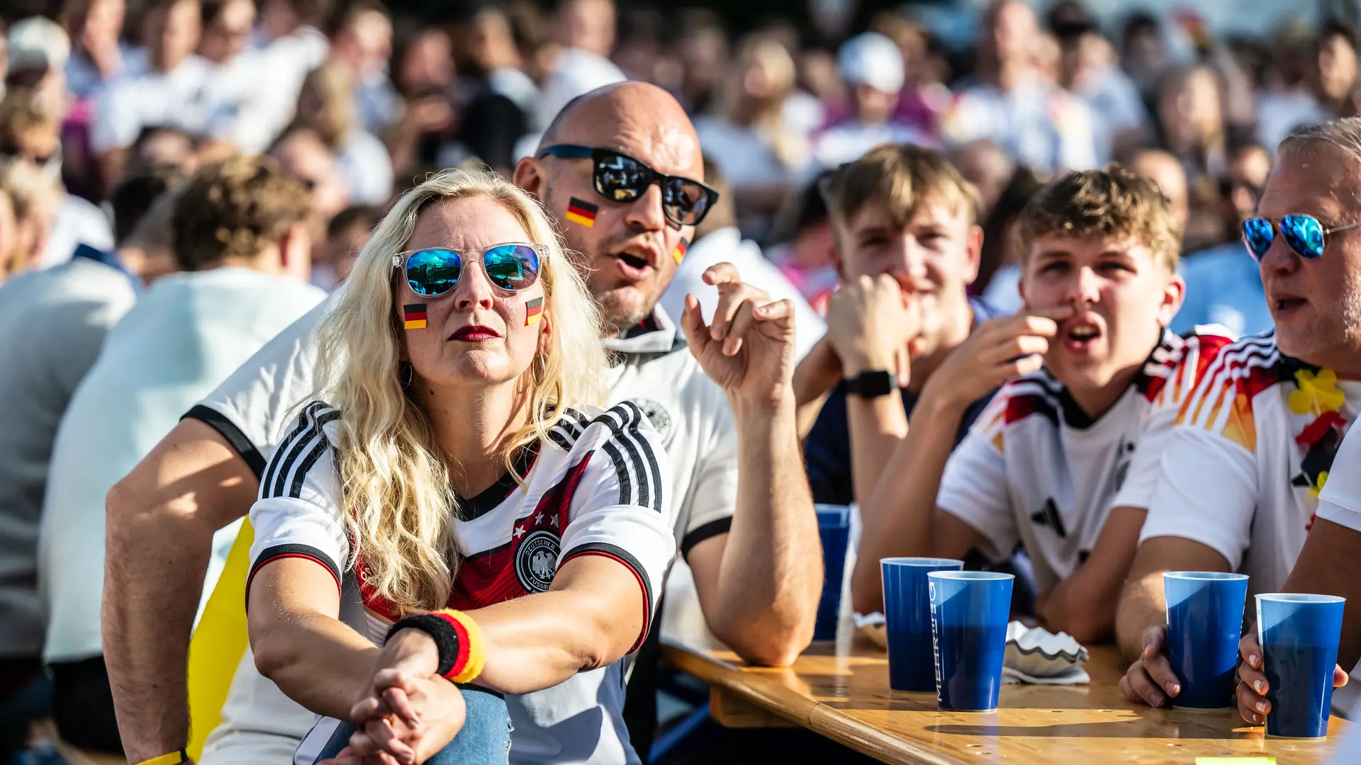 Fußball-WM in Sachsen: Hier können Fans die Deutschland-Spiele ...