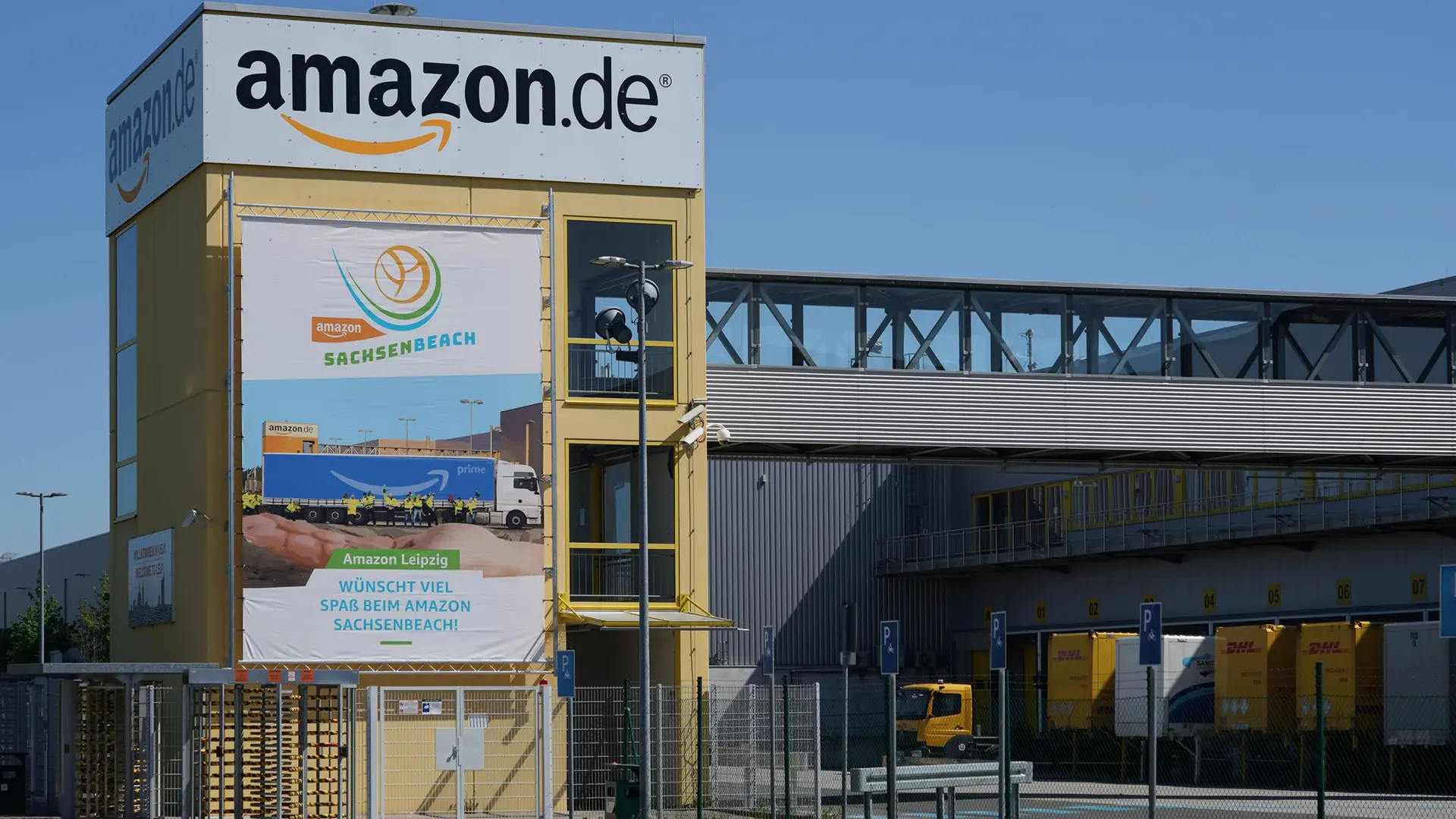 Amazon schließt Abteilung in Leipzig - Umzug nach Erfurt | mdr.de