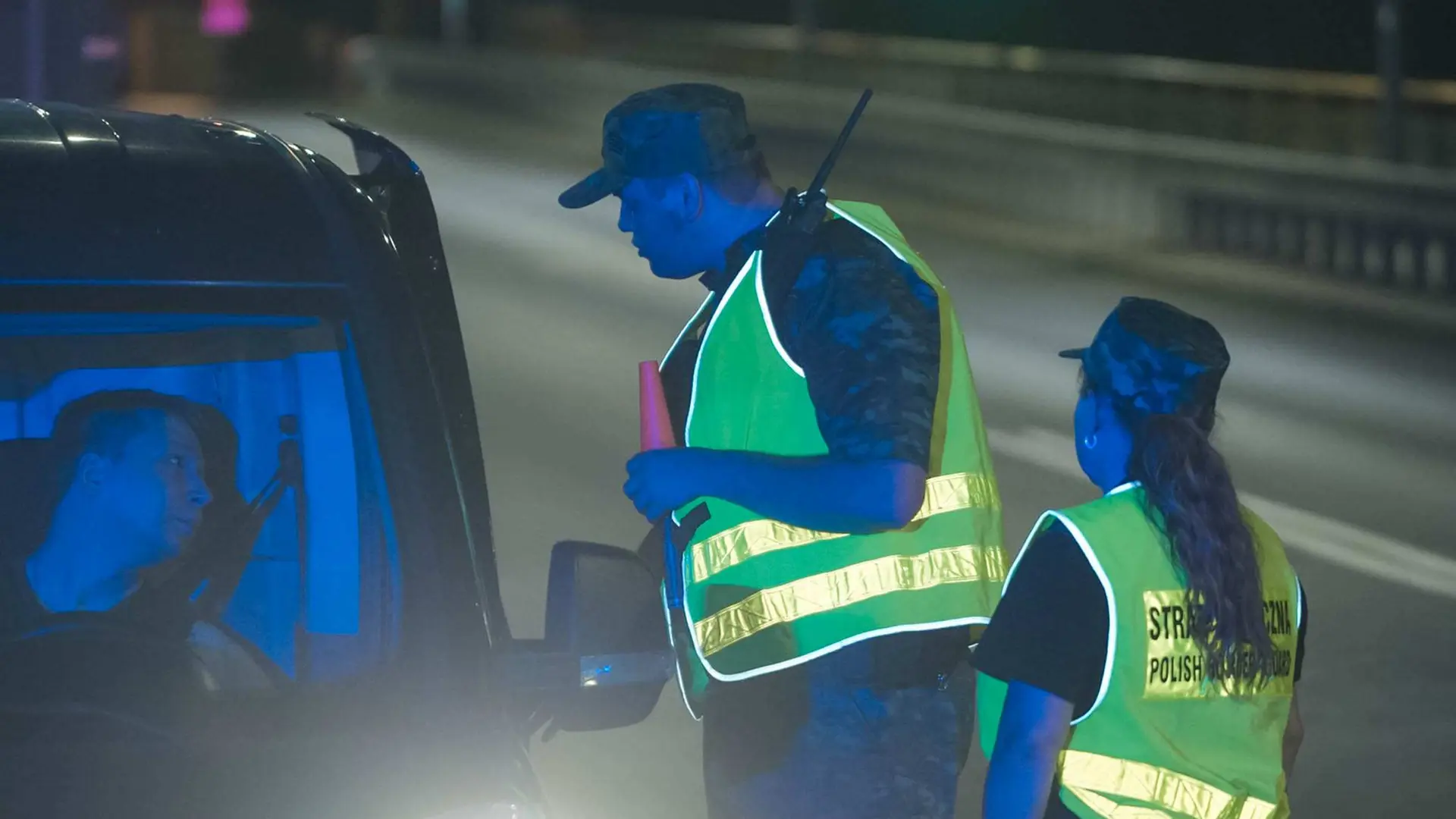 Polnische Grenzkontrollen: Jubelt Deutschland Polen Migranten unter ...