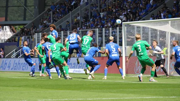 FC Carl Zeiss Jena - Aktuelle Meldungen | mdr.de